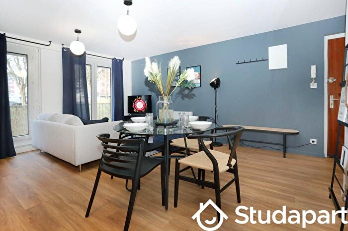 Appartement à louer - Bellevue, Brest - 1 pièce - 2 chambres