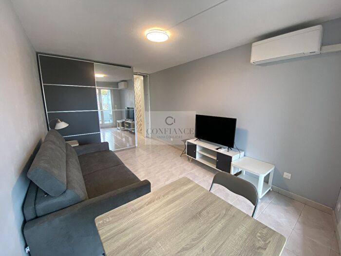 Appartement à louer - Nice, Californie, Carras - 1 pièce