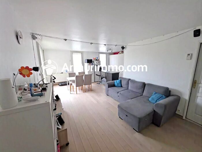 Appartement à vendre - Nandy - 4 pièces - 3 chambres