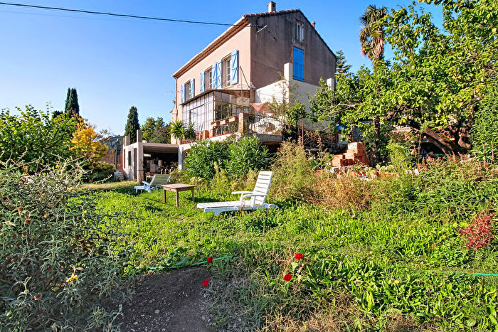 Maison à vendre - Bargemon - 10 pièces - 6 chambres