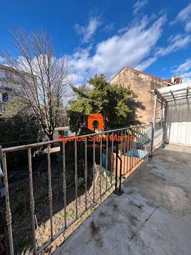 Appartement à louer - Ville-Basse, Montelimar - 3 pièces - 2 chambres