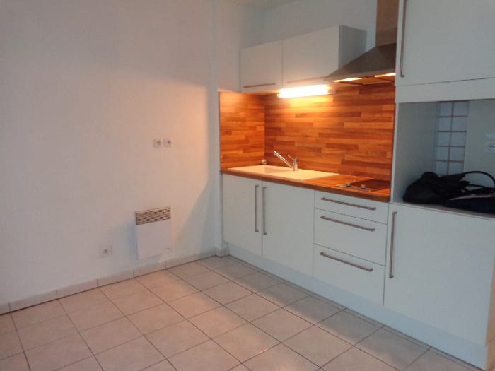 Appartement 2 pièces à Brive-la-Gaillarde, Centre-ville, Pont Cardinal, Champanatier, à louer