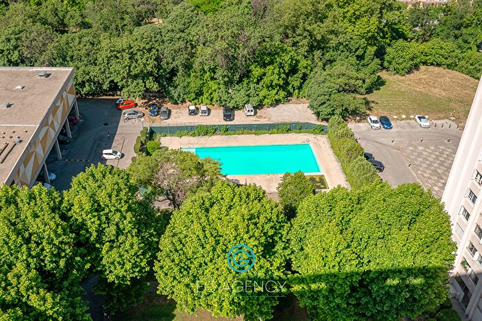 Appartement à vendre - Marseille e , Saint-Loup - 2 pièces - 1 chambre