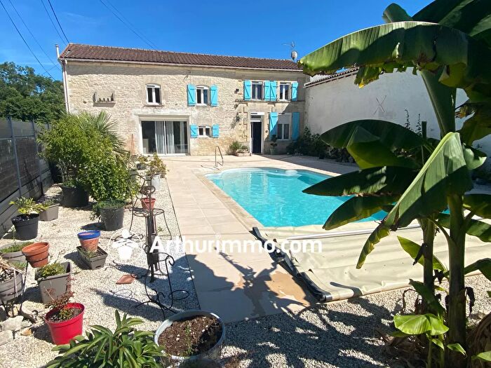 Aujac - Maison 5 pièces à vendre