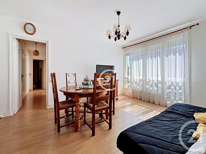 Appartement 4 pièces à Montreuil, Branly, Boissière, à vendre
