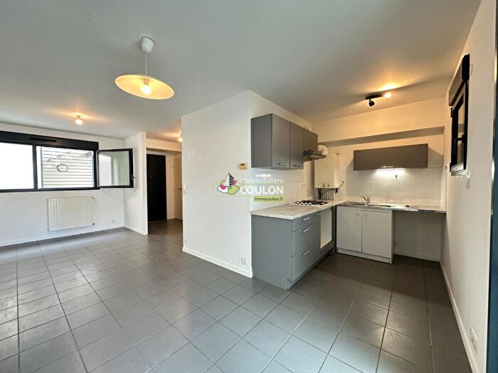 Appartement à louer - Clermont-Ferrand, Herbet, Brezet, Saint-Jean - 3 pièces - 2 chambres