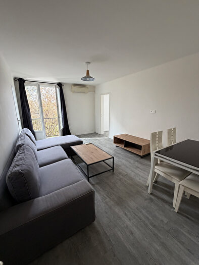 Appartement à louer - Ajaccio, Loretto - 3 pièces - 2 chambres