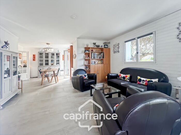 Maison 6 pièces à vendre à Le Lavandou, Rousset, Four des Maures, Saint-Clair