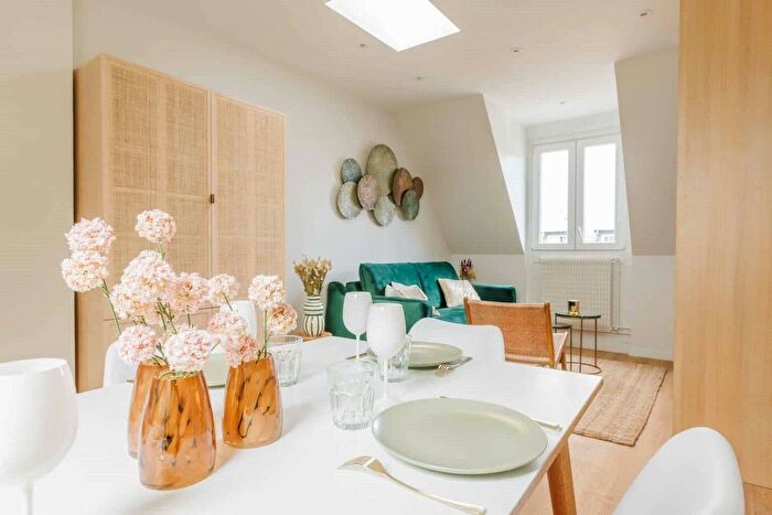 Appartement à louer - Champerret-Berthier, Paris ème arrondissement - 3 pièces - 2 chambres