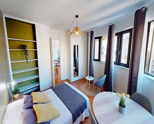 Appartement 6 pièces à Dupleix-Motte Picquet, Paris 15ème arrondissement, à louer