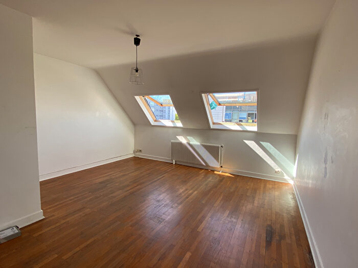 Appartement 4 pièces à Lyon 8ème, Bachut, Transvaal, à louer