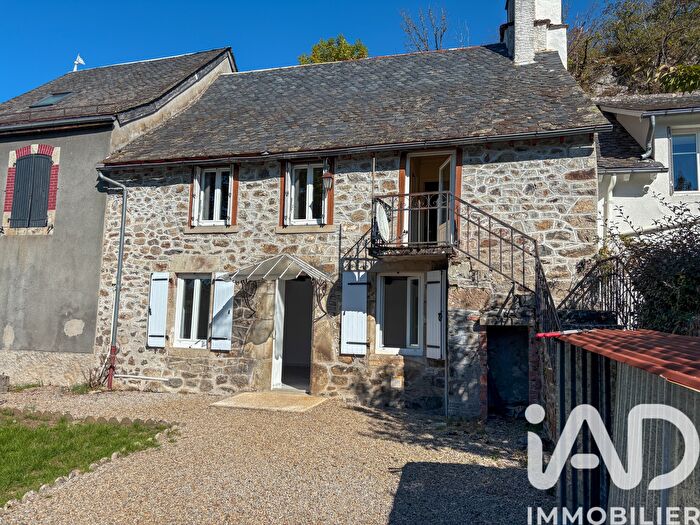 Maison à vendre - Vebret - 5 pièces - 3 chambres