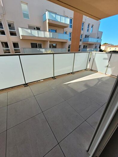 Appartement à louer - Nîmes, Mas de Ville - 3 pièces - 2 chambres