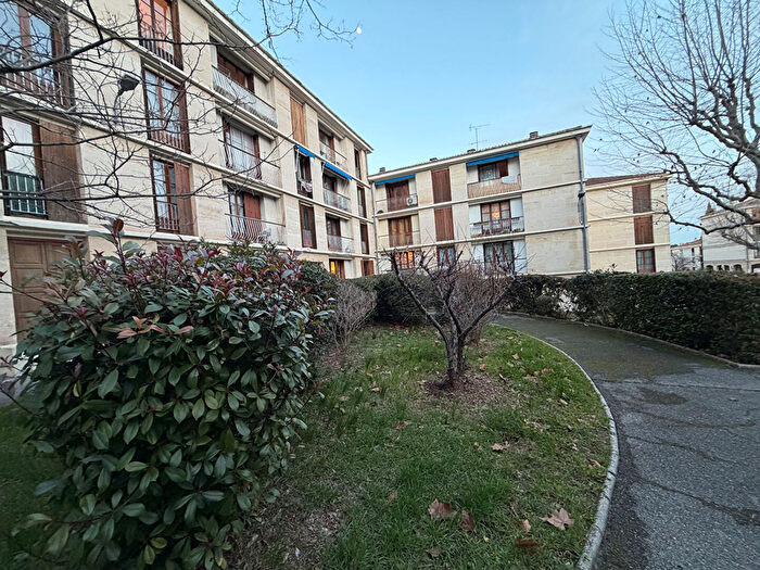 Appartement à vendre - Aix-en-Provence, Saint-Donat, Les Platanes - 2 pièces - 1 chambre