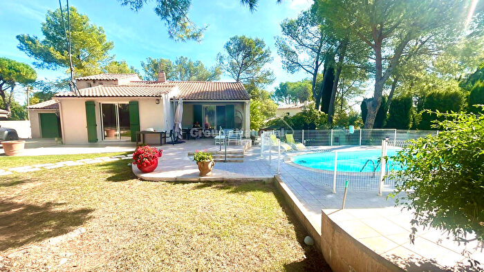 Maison à vendre - Langlade - 5 pièces - 4 chambres