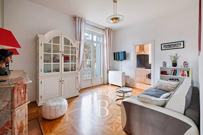 Appartement à vendre - Saint-Jean-de-Luz, Centre-ville - 3 pièces - 2 chambres