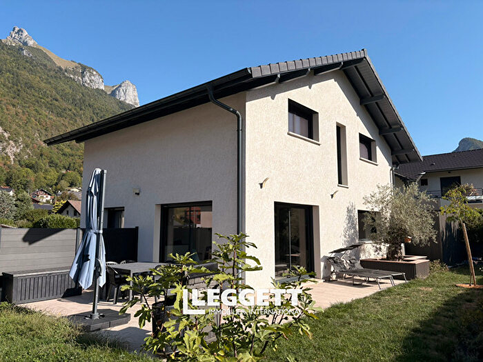 Faverges : Maison 5 pièces à vendre