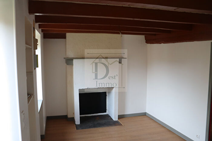 Maison à louer - Rochechouart - 2 pièces - 1 chambre