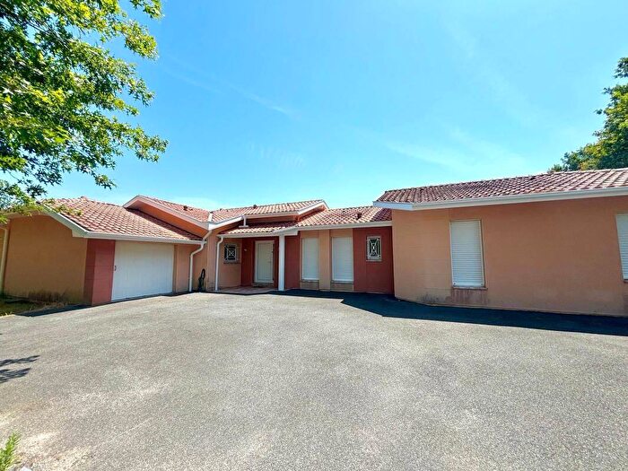 Maison 4 pièces à Mées, à louer