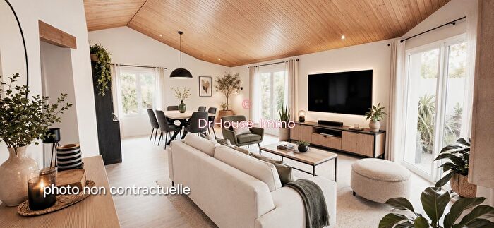 Maison 8 pièces à vendre à Brem-sur-Mer