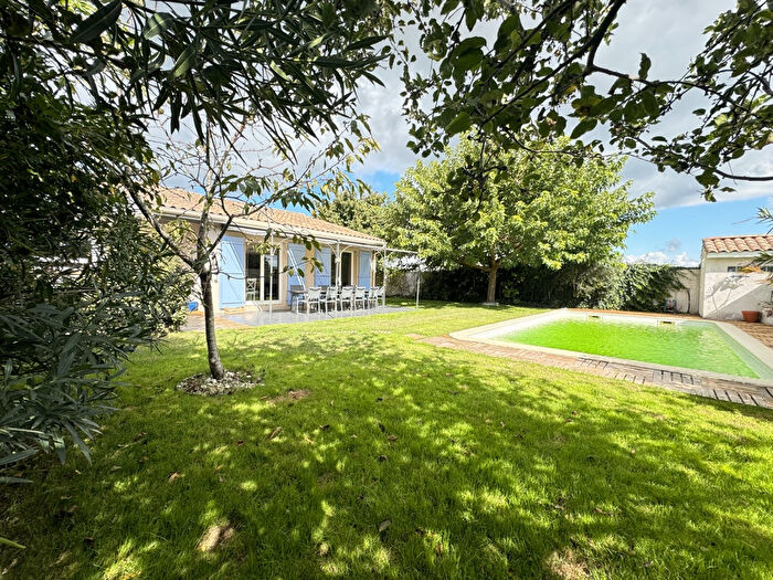 Maison à vendre - Frouzins - 7 pièces - 5 chambres