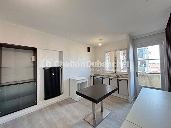 Appartement 3 pièces à Le Centre-Gare, Roanne, à louer