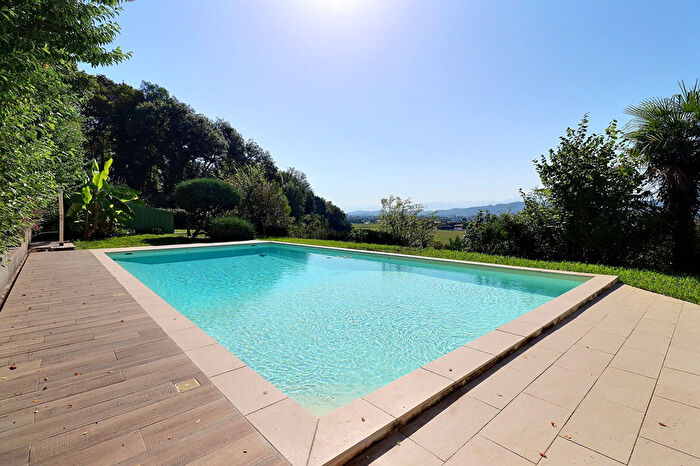 Maison à vendre - Lescar - 7 pièces - 4 chambres