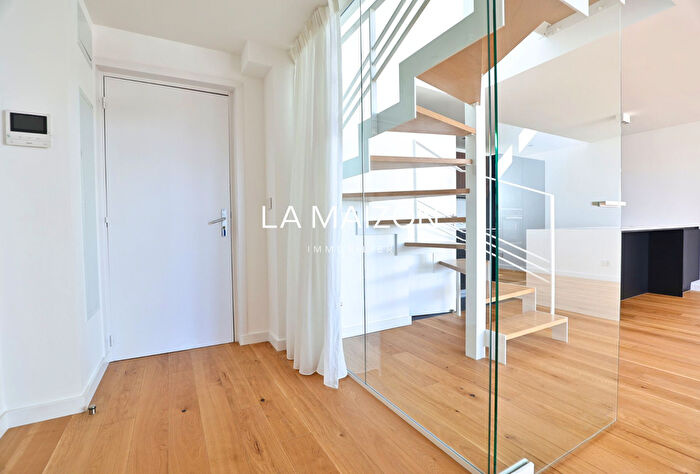 Appartement à vendre - Lille, Centre-ville, Euralille - 4 pièces - 3 chambres