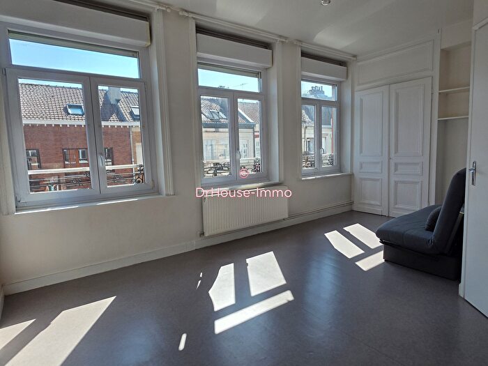 Lille, Wazemmes : Appartement 1 pièce à louer