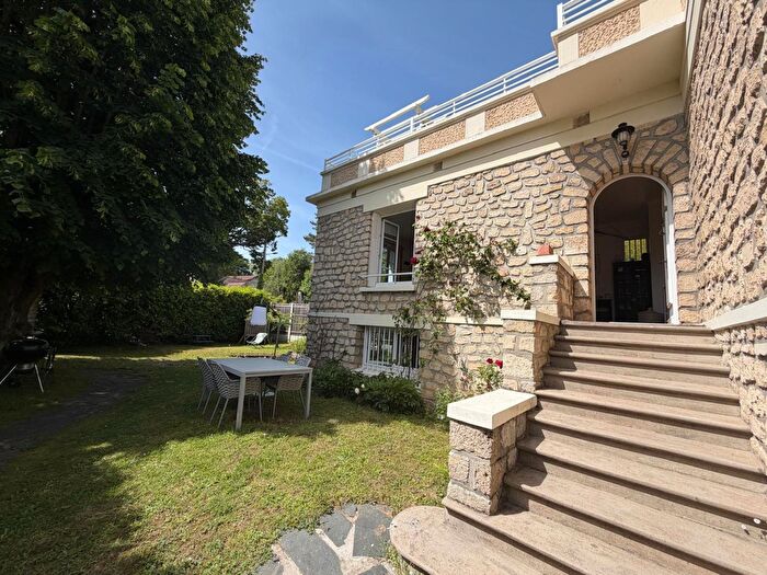 Maison 6 pièces à louer - L'Étang-la-Ville