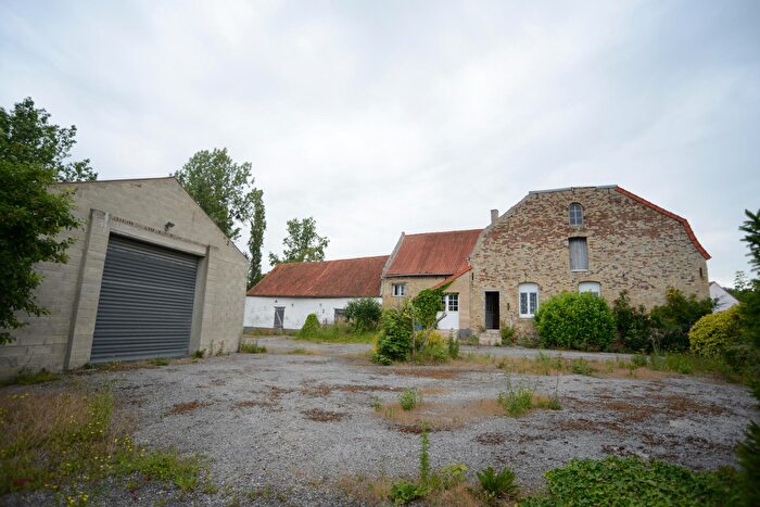 Maison 12 pièces à vendre à Nieurlet