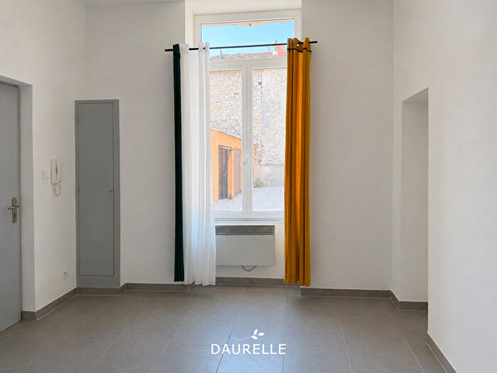 Appartement 2 pièces à louer à Châteaurenard, Centre-ville