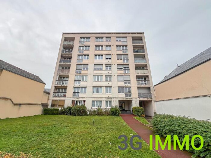 Appartement à vendre - Dreux, Centre-ville - 2 pièces - 1 chambre