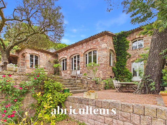 Saint-Raphaël, Valescure, Vaulongue - Maison 8 pièces à vendre