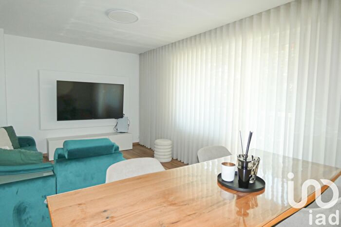 Appartement à vendre - Saint-Louis, Michelfelden - 4 pièces - 3 chambres