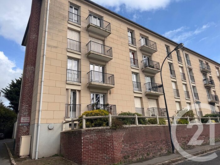 Appartement à vendre - Noyon, Centre-ville - 4 pièces - 3 chambres