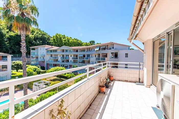 Appartement à vendre - Cagnes-sur-Mer, Les Vallières, Le Malvan, Les Travails, La Combe - 2 pièces - 1 chambre
