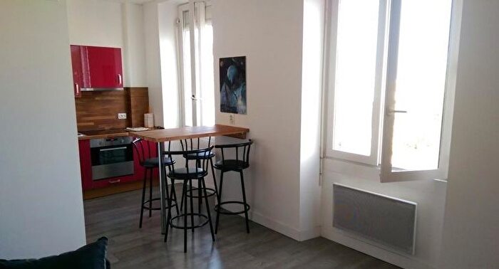 Appartement 2 pièces à Bordeaux, Saint-Christoly, à louer