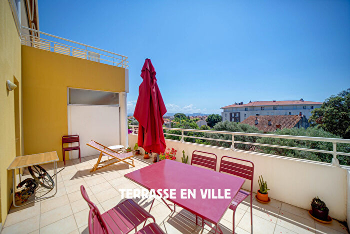 Appartement à vendre - La Ciotat, Groupède, Le Pin de la Fade, Saint-Loup - 3 pièces - 2 chambres