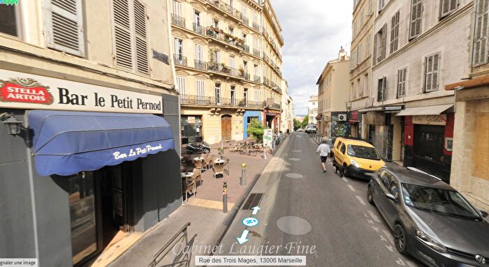 Appartement 2 pièces à vendre à Marseille 6ème, Cours julien, Notre-Dame-des-Monts