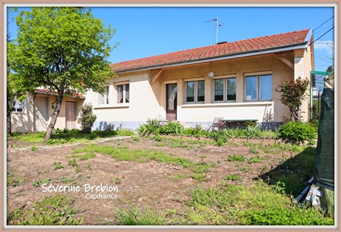 Maison 5 pièces à La Monnerie-le-Montel, à vendre