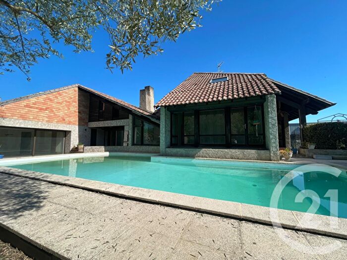 Maison 8 pièces à Tarbes, Gespe, Courte Boule, à vendre