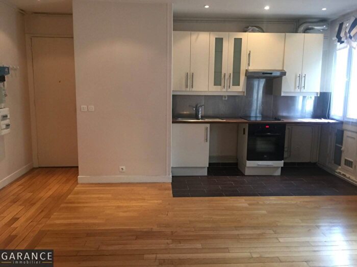 Appartement à louer - Chaperon Vert, Gentilly - 2 pièces - 1 chambre