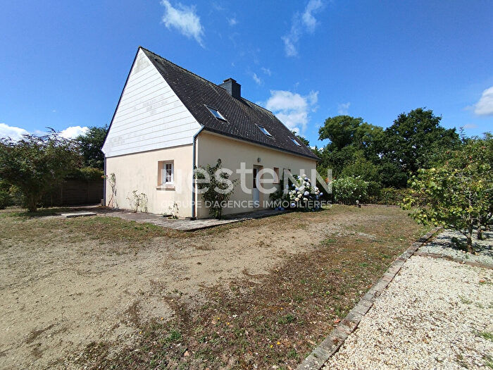 Maison à vendre - Saint-Armel - 7 pièces - 5 chambres