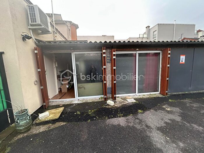 Appartement à vendre - Vitry-sur-Seine, Les Ardoines - 2 pièces - 1 chambre