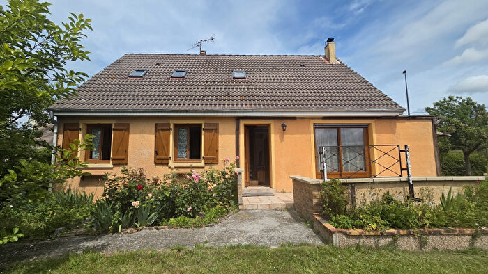 Notre-Dame-de-Gravenchon : Maison 5 pièces à vendre
