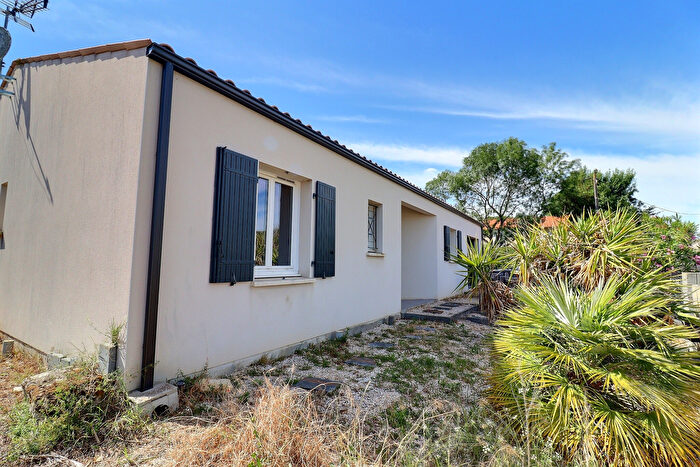 Maison 4 pièces à Bouhet, à vendre