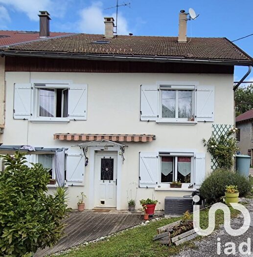 Maison à vendre - Étival - 5 pièces - 4 chambres