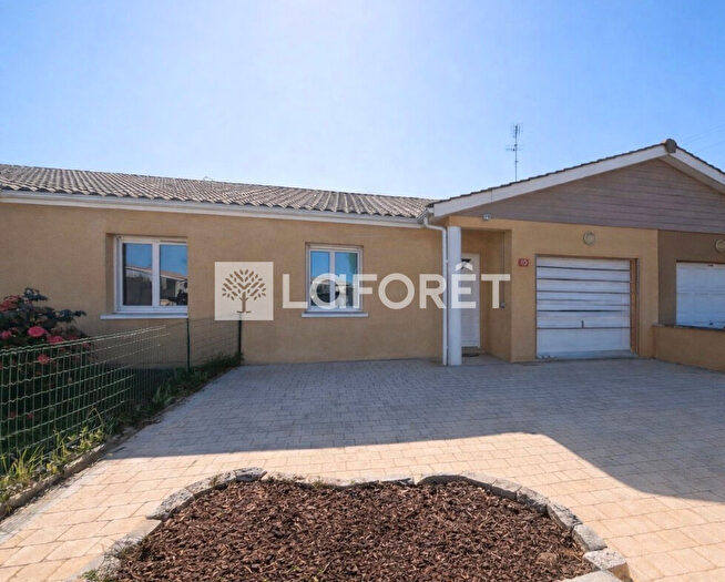 Maison à vendre - Vayres - 4 pièces - 3 chambres