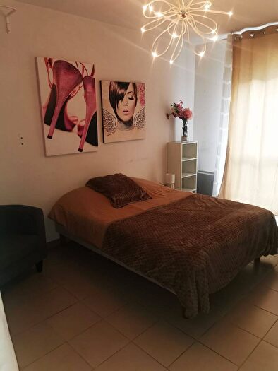 Appartement à louer - La Capelette, Marseille ème arrondissement - 1 pièce